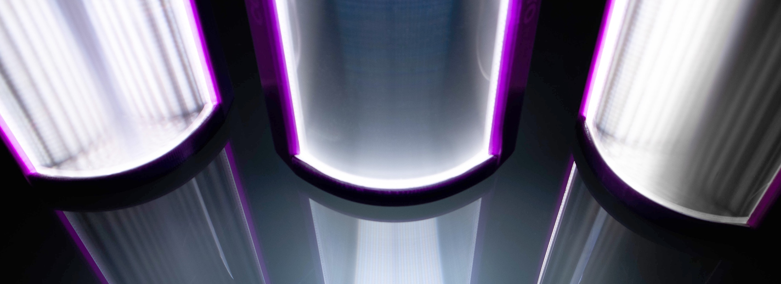 Edge-lit technology lights the way to new LED luminaire designs | Covestro