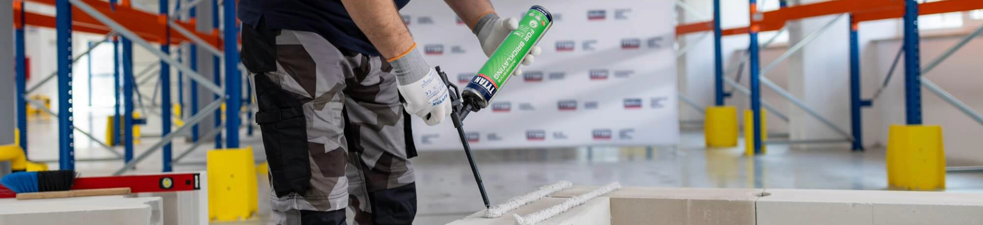 Low-carbon adhesive | Covestro
