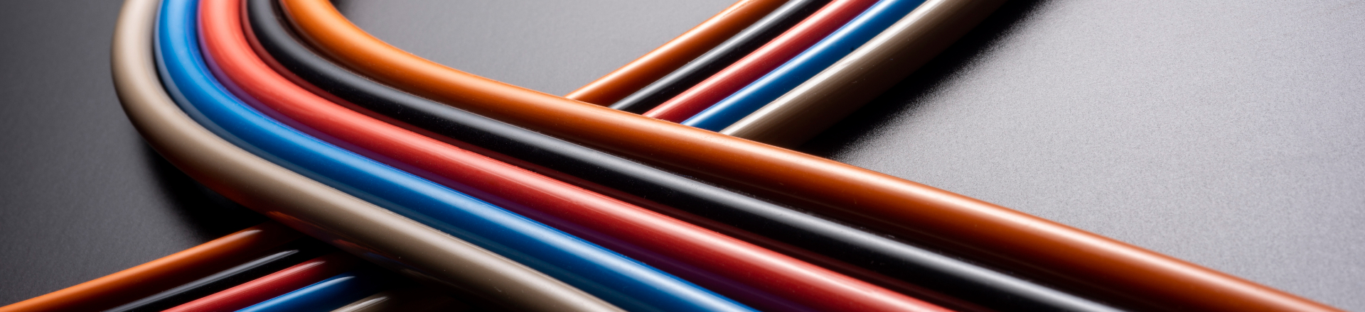 Entdecken Sie Desmopan® TPU für langlebige, flexible Schläuche und Leitungen | Covestro